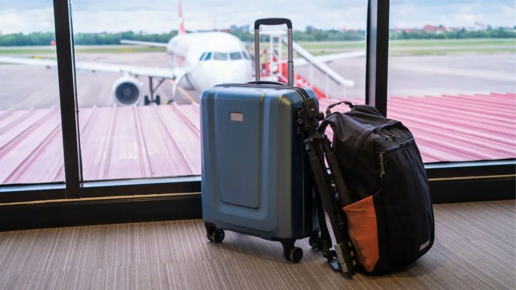 Puedo viajar con bota y muletas en aerolíneas argentinas? | Bucanero ...